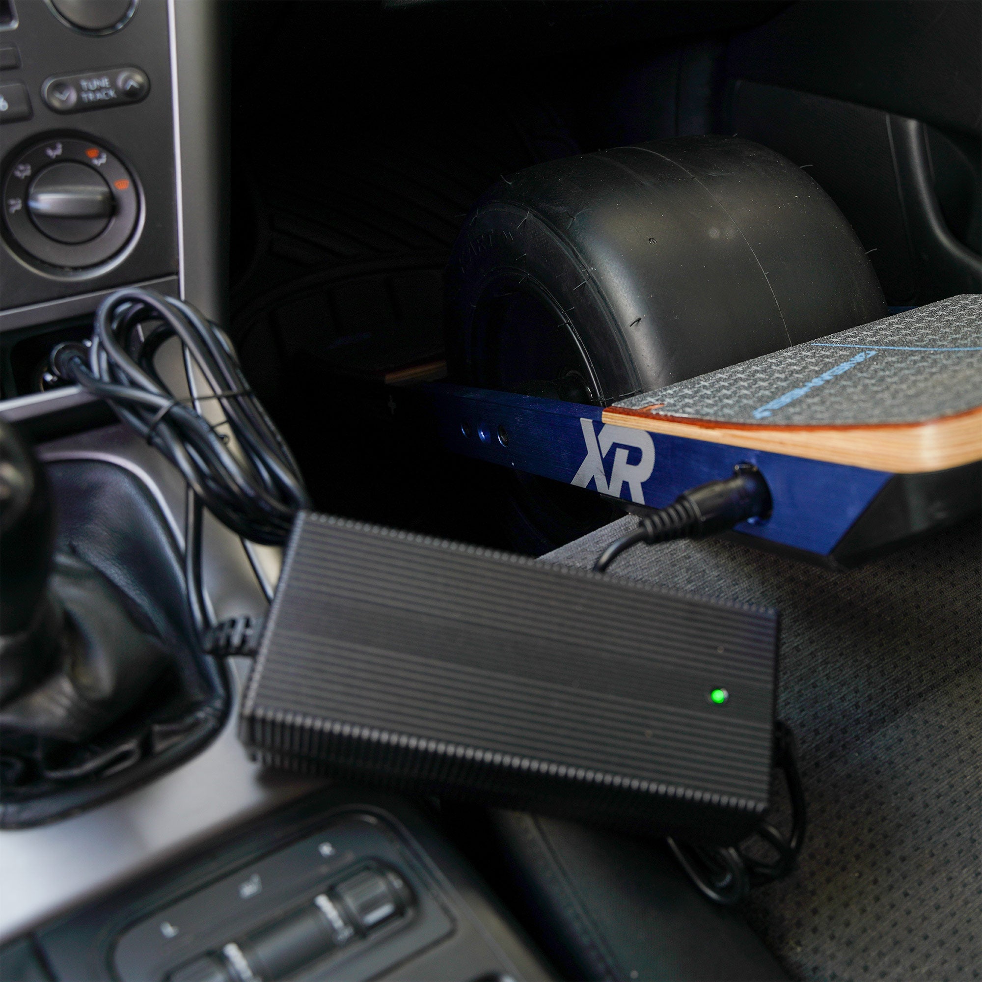 Car Charger Onewheel+ XR - Onewheel // Future Motion