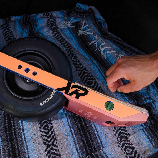 XR Charger Plug - Onewheel // Future Motion